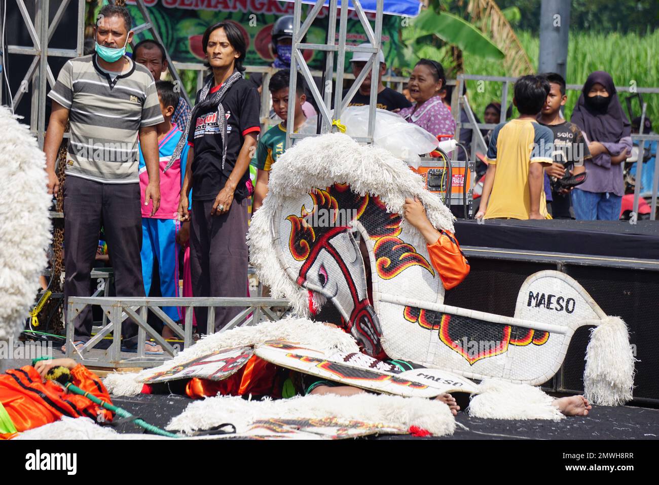 Indonesian performing Jaranan dance (kuda lumping, kuda kepang) dance ...
