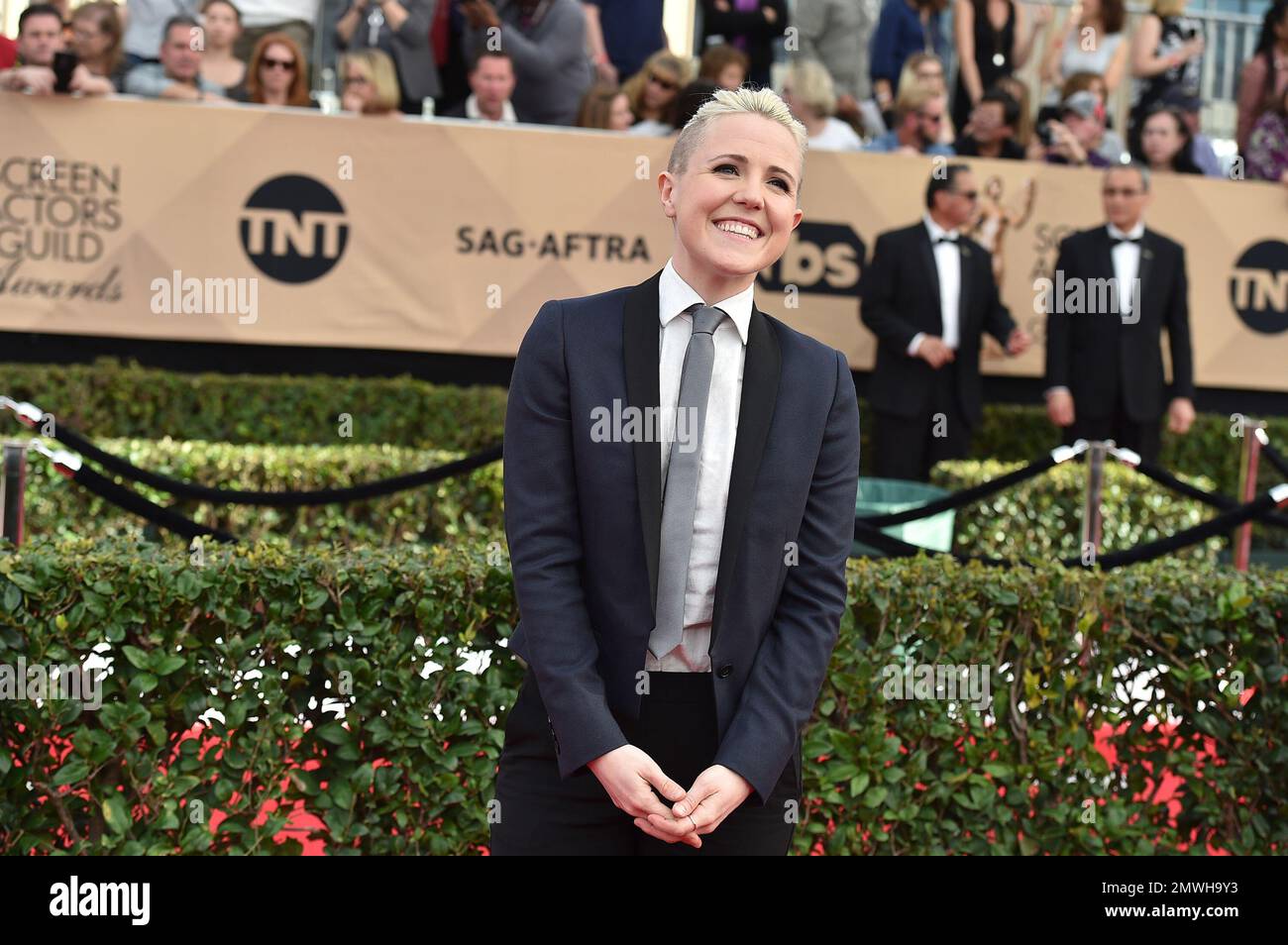 Hannah Hart arrives at the 23rd annual Screen Actors Guild Awards at ...