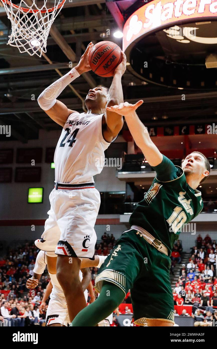 Cincinnati's Kyle Washington (24) shoots against South Florida's ...