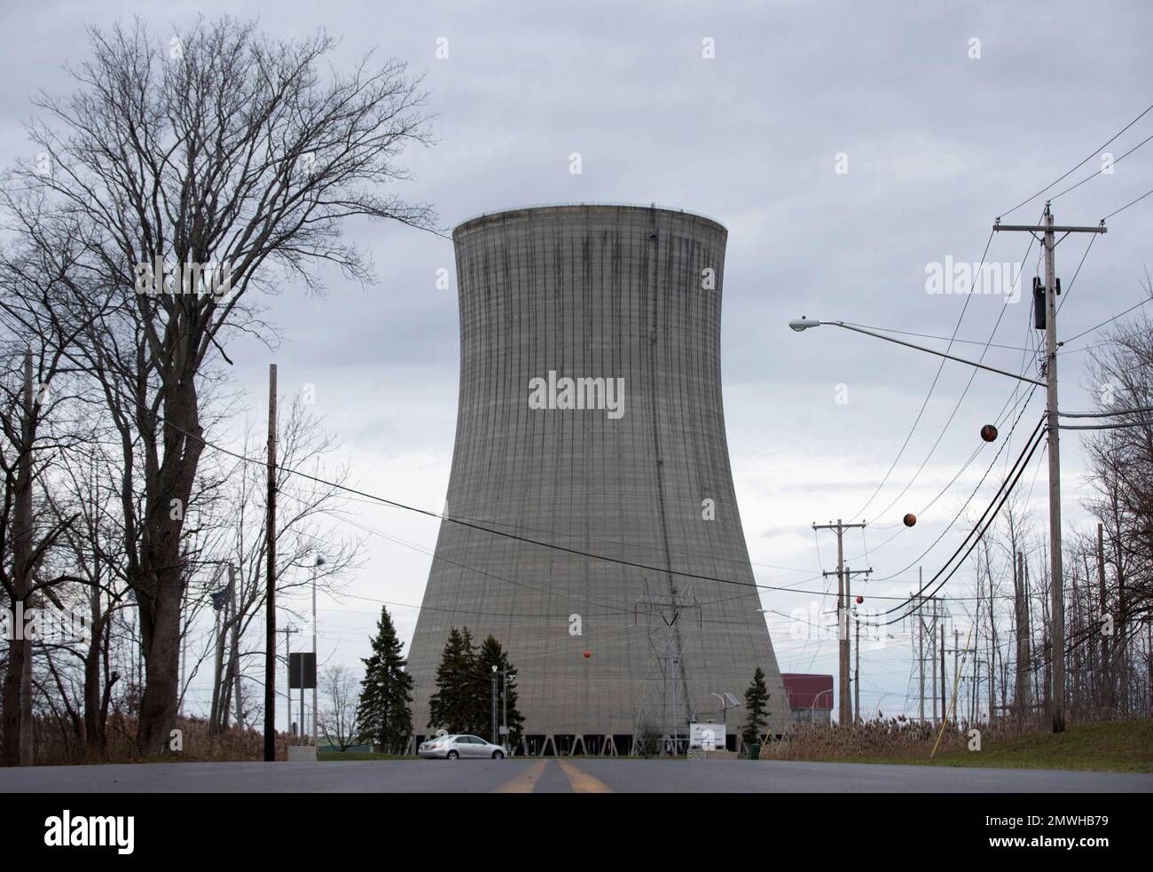 This Nov. 29, 2016 photo shows the Nine Mile Point nuclear power plant ...