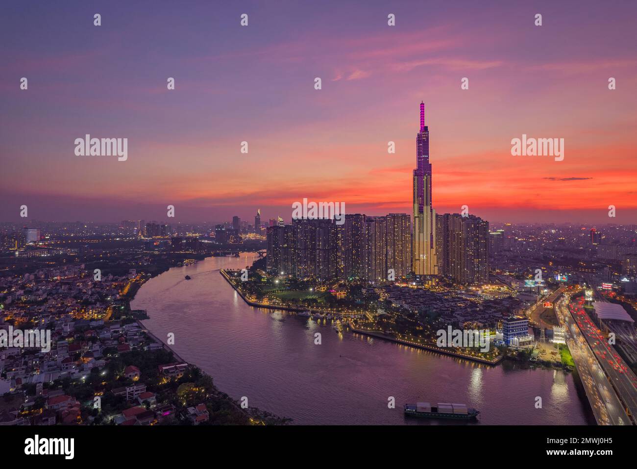 14 storey building hi-res stock photography and images - Alamy