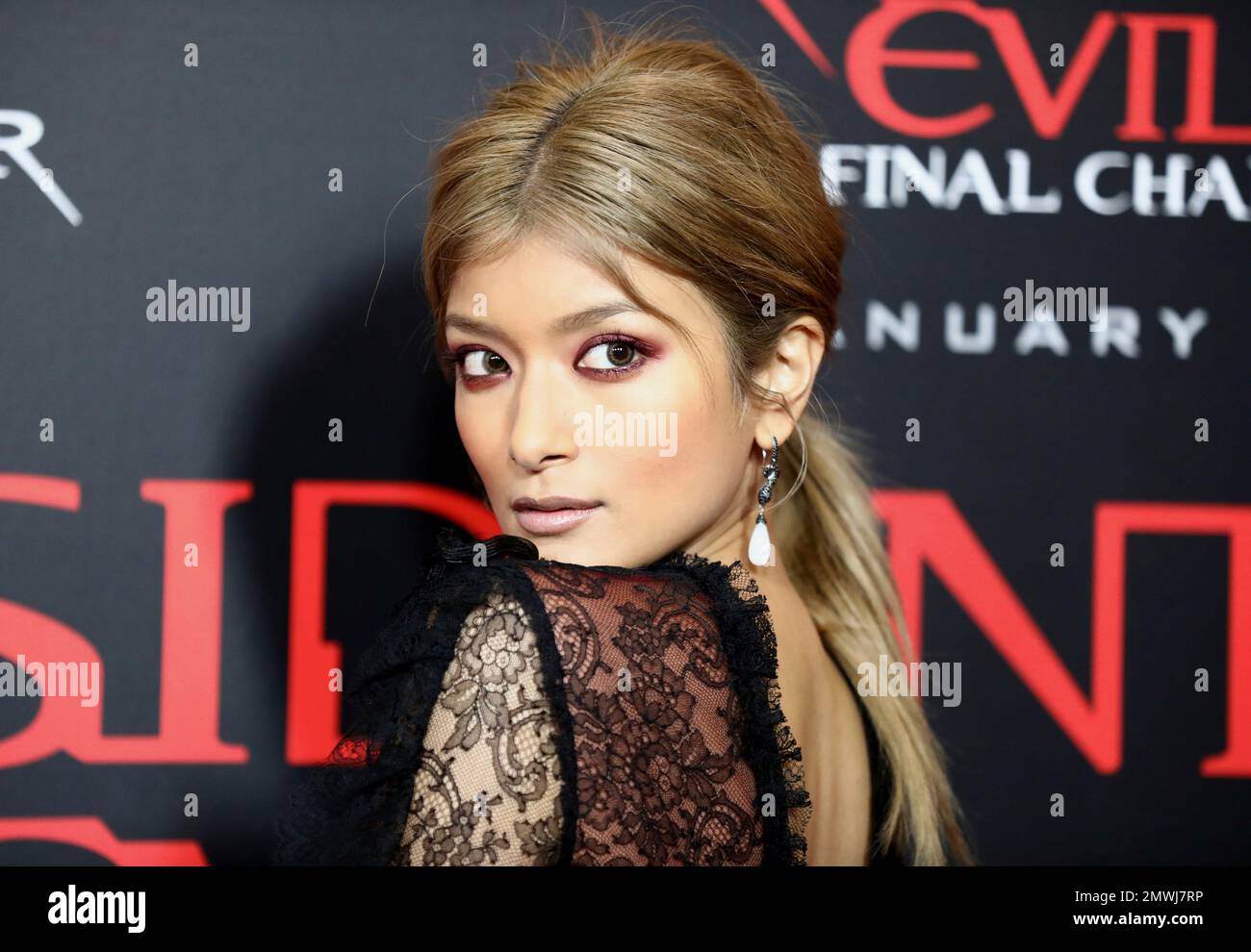 Rola arrives at the world premiere of "Resident Evil: The Final Chapter ...