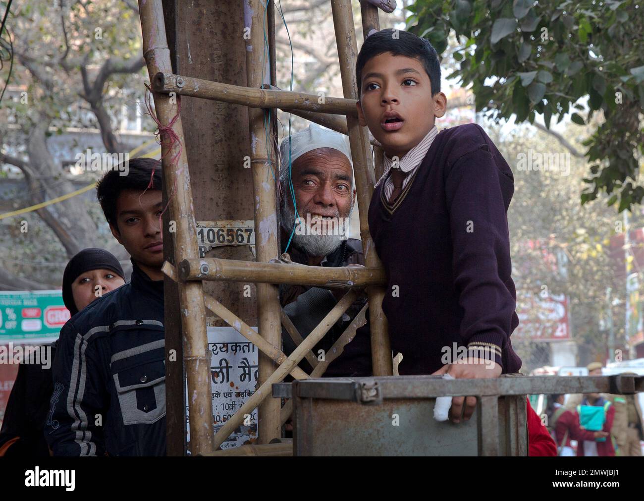 Indians watch the full dress rehearsal of the Republic Day parade in ...