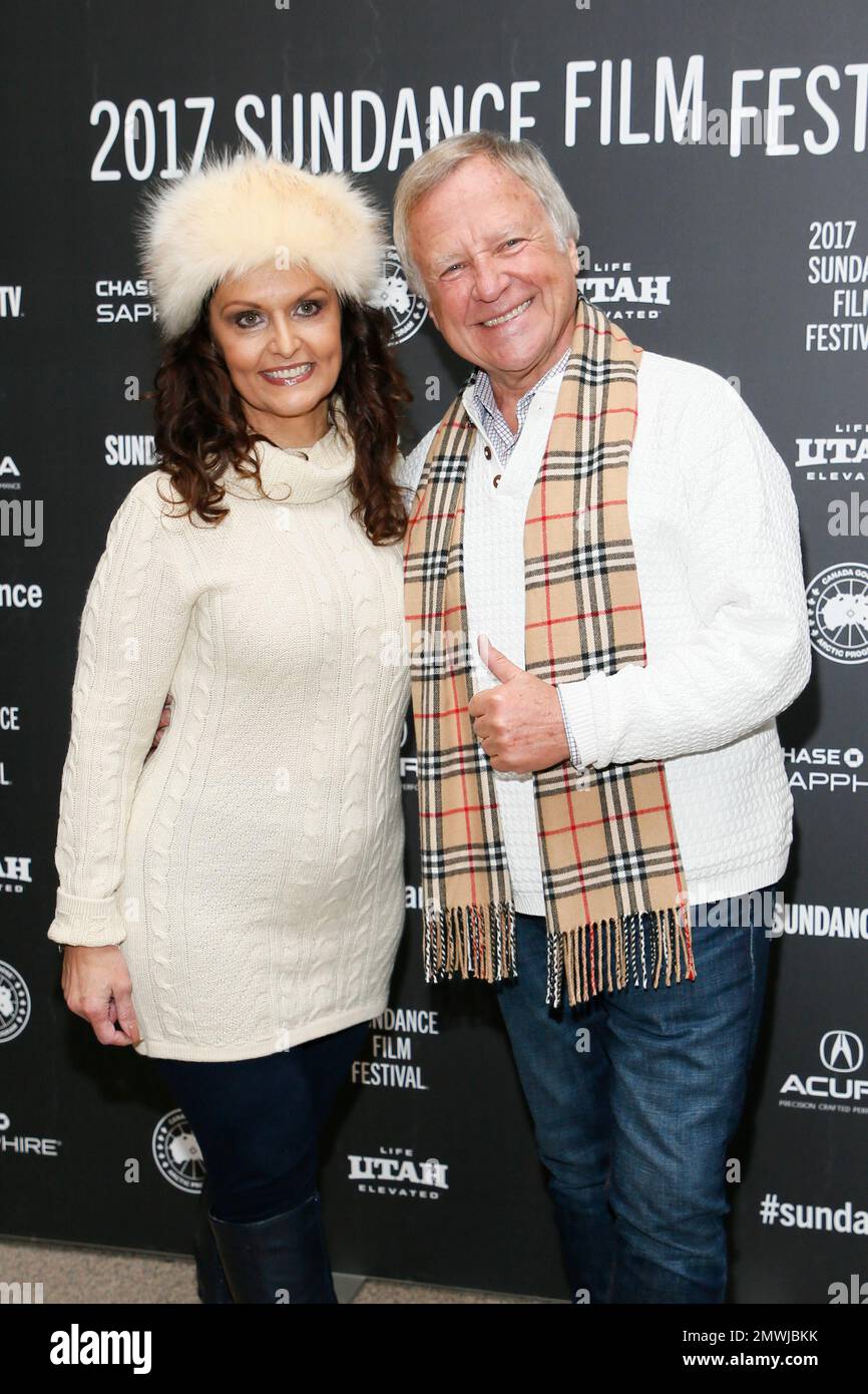 Polka singer Jan Lewan, right, and Rhonda Lewan, left, pose at the ...