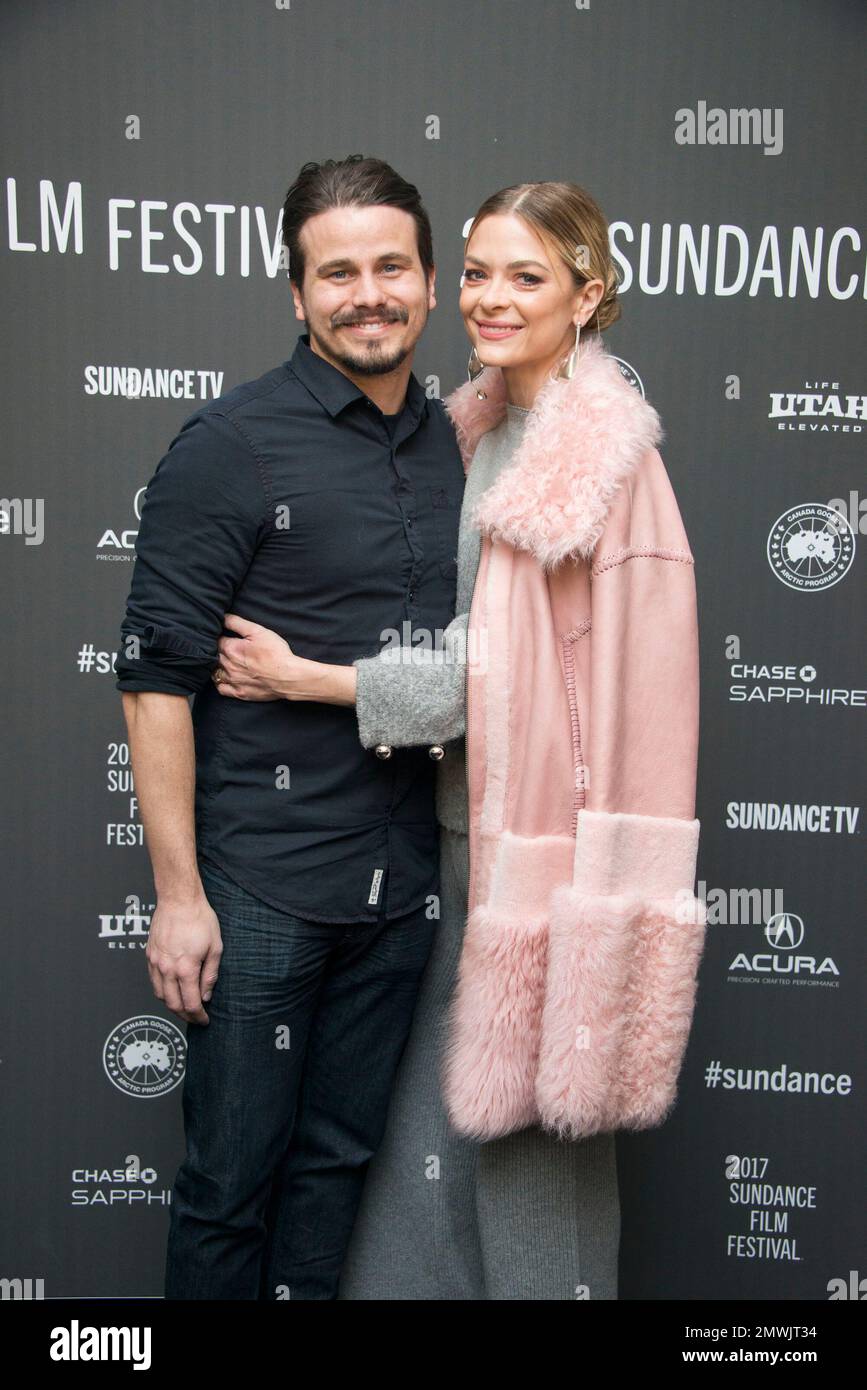 Actors Jason Ritter, left, and Jaime King pose at the premiere of the ...