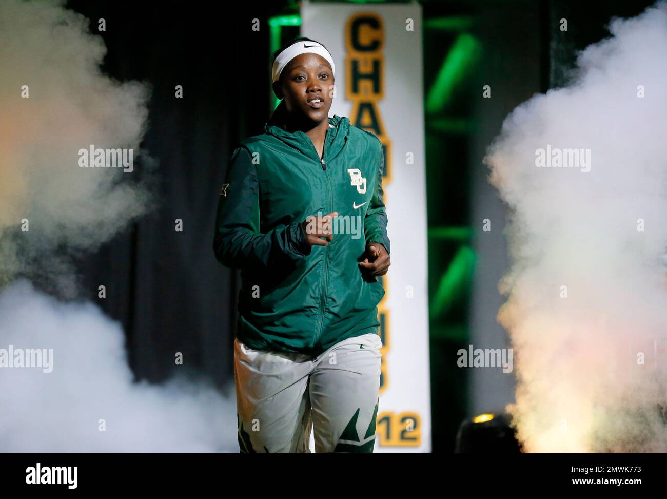 Baylor's Alexis Jones jogs onto the court during team introductions ...