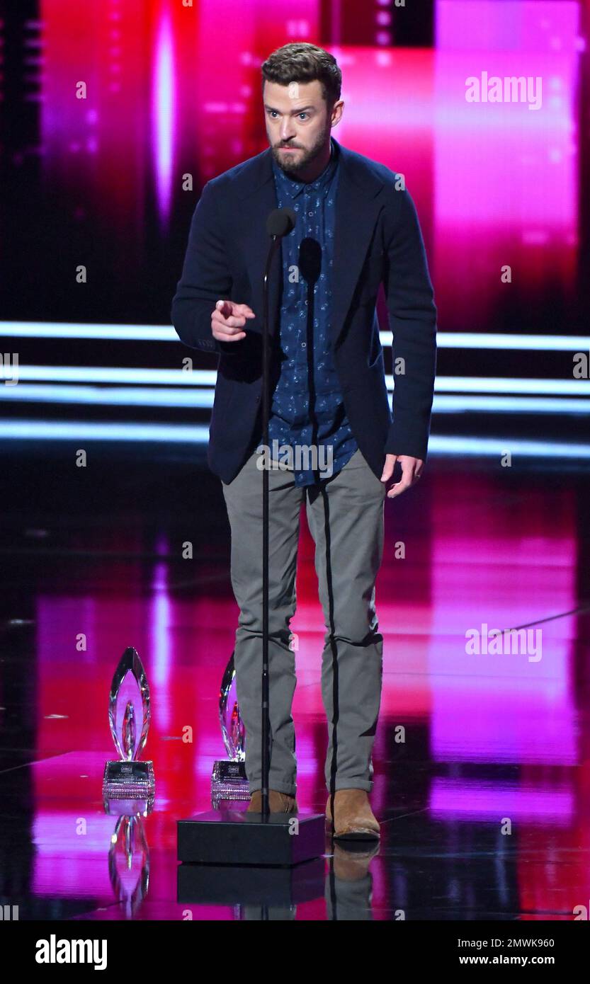 Justin Timberlake accepts the award for favorite song for "Can't Stop ...