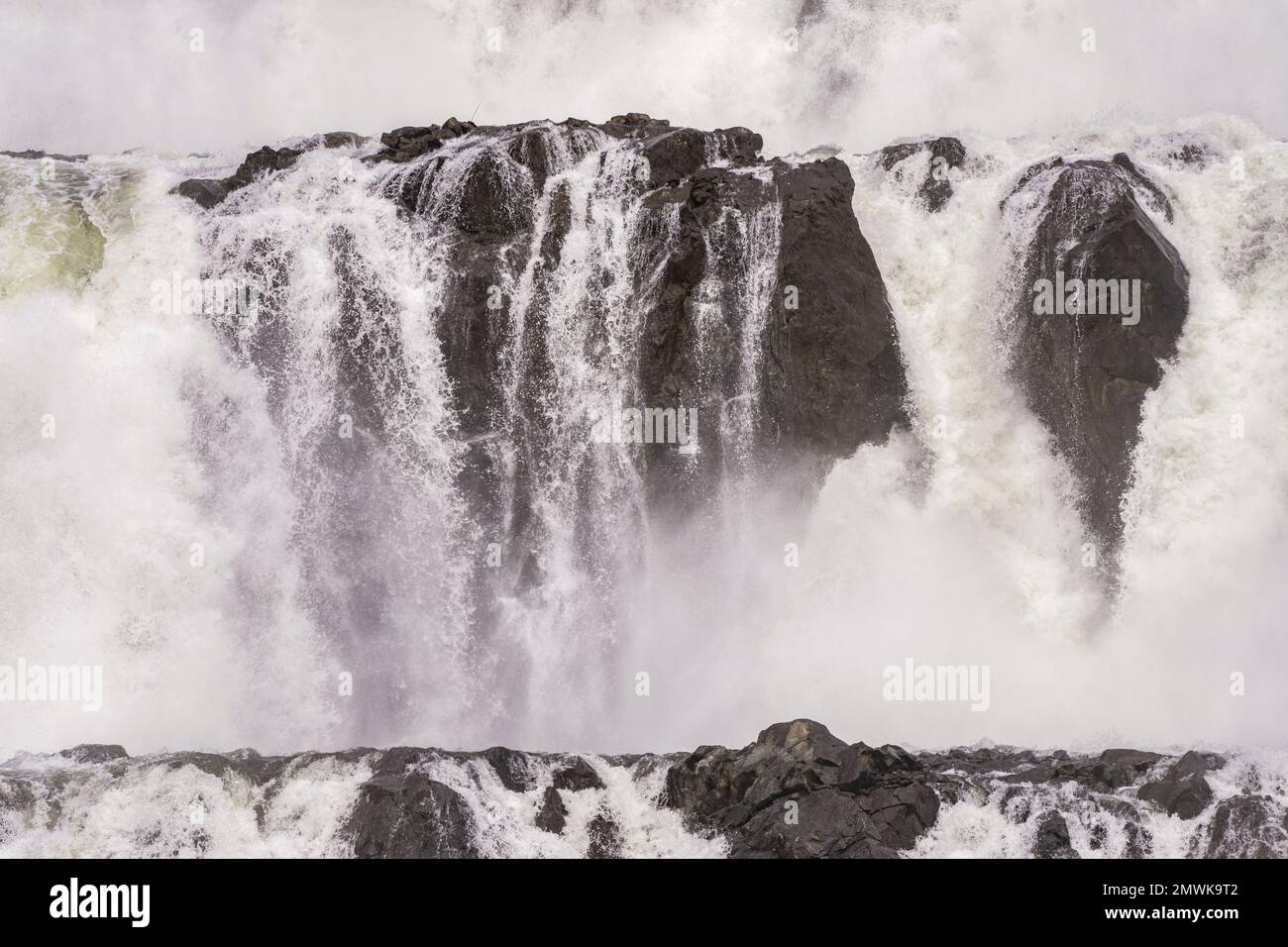 The Dartmouth Dam Spillway large rock-fill embankment dam in Victoria ...