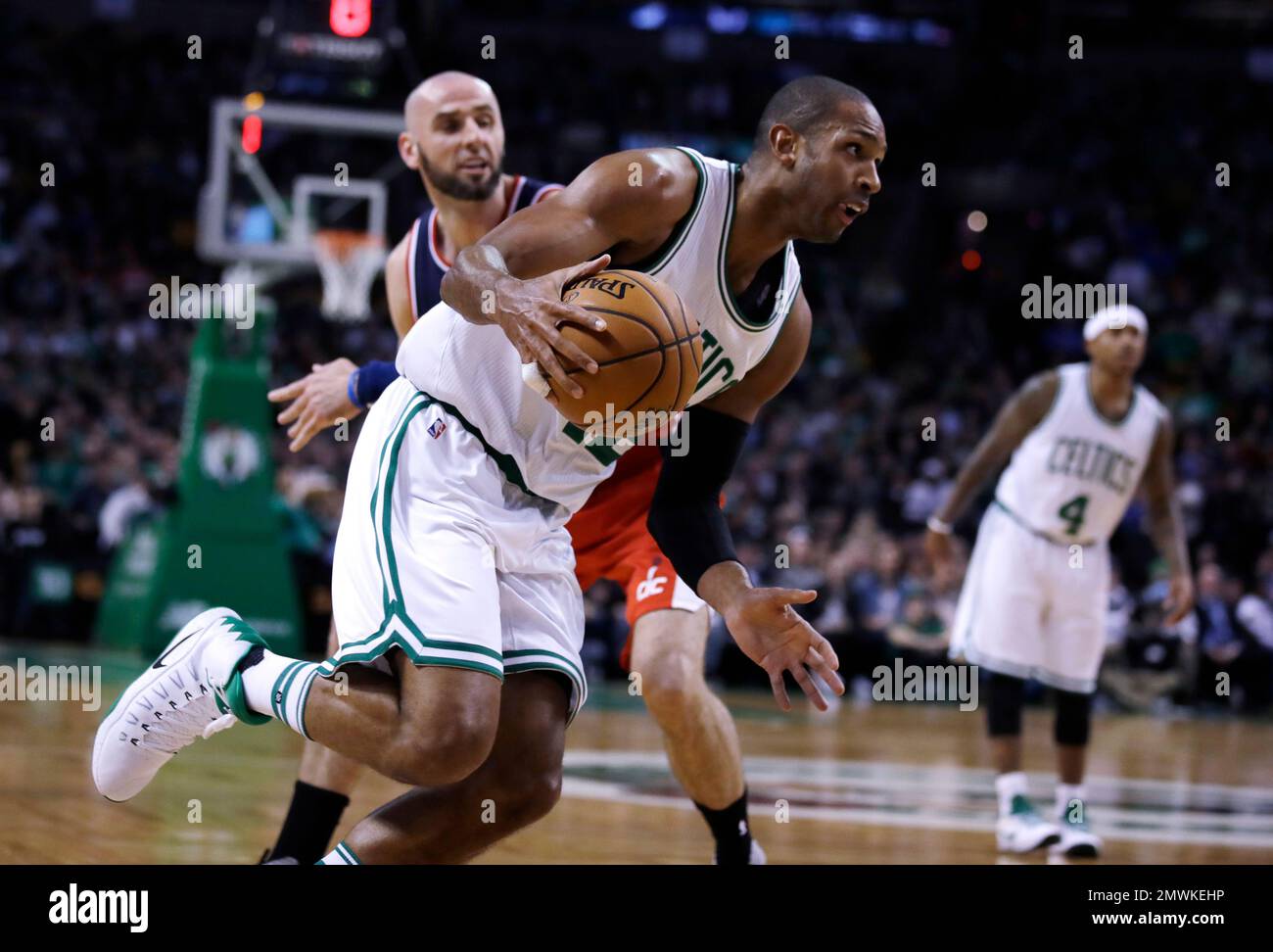 Boston Celtics center Al Horford (42) drives during the first quarter ...