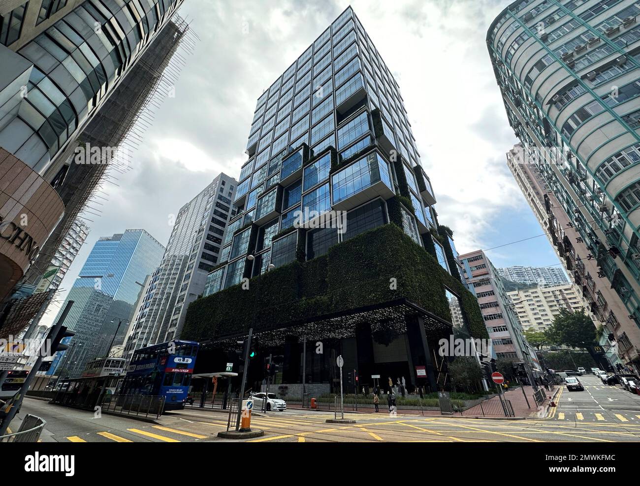New world developments hong kong hi-res stock photography and images ...