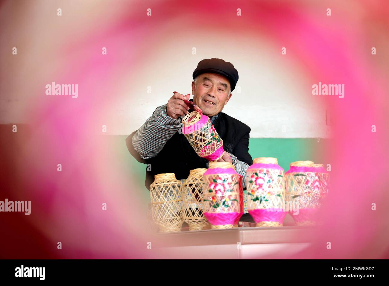 BINZHOU, CHINA - FEBRUARY 1, 2023 - Craftsman Zhang Hongbin makes hand ...