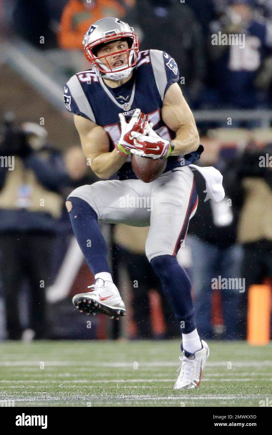 New England Patriots wide receiver Chris Hogan catches a pass against ...