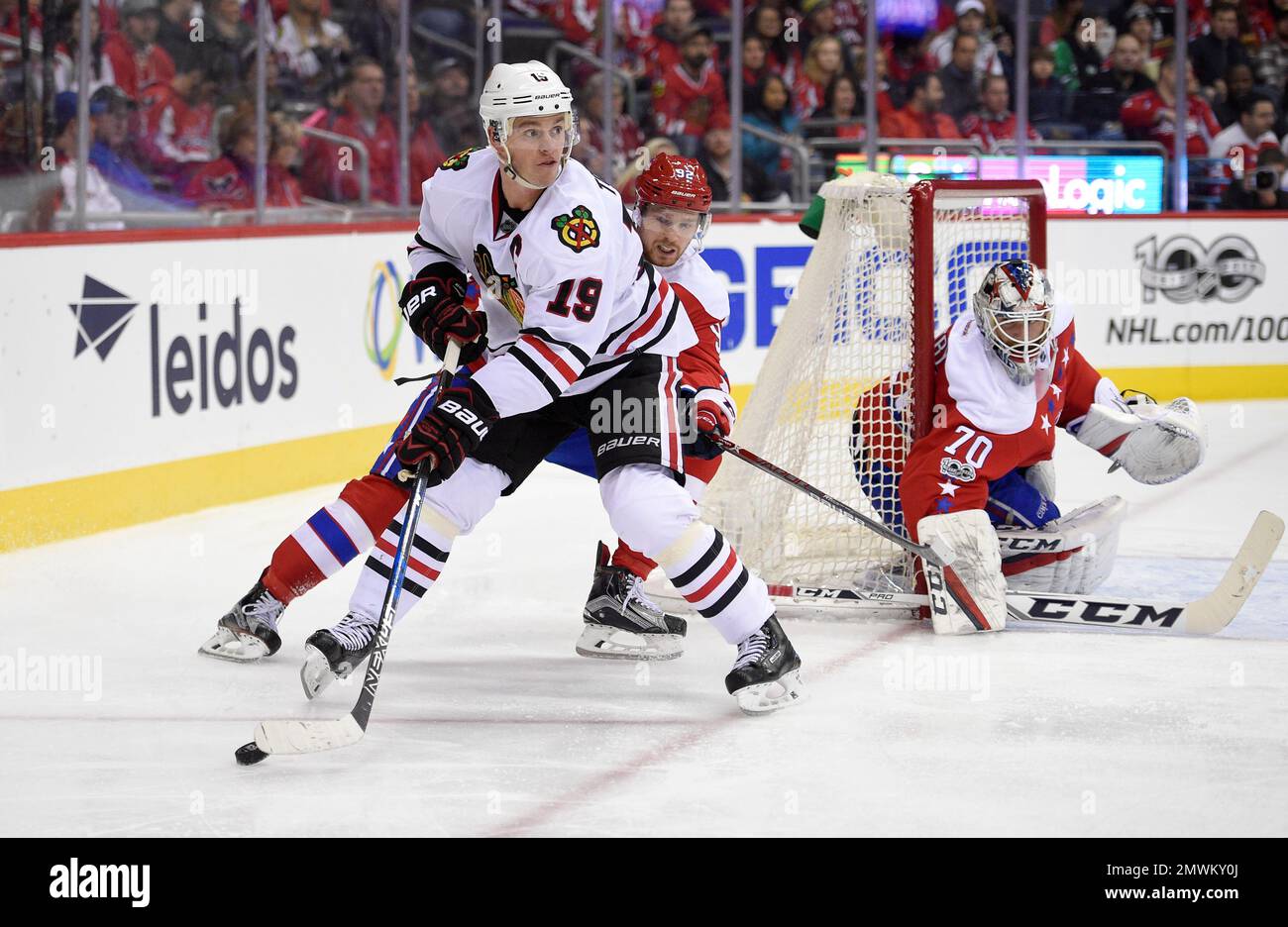 Chicago Blackhawks center Jonathan Toews (19) skates with the puck ...