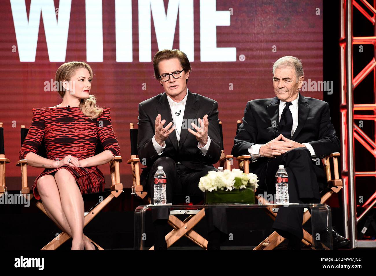 Madchen Amick, Kyle MacLachlan and Robert Forster speak at "Twin Peaks ...