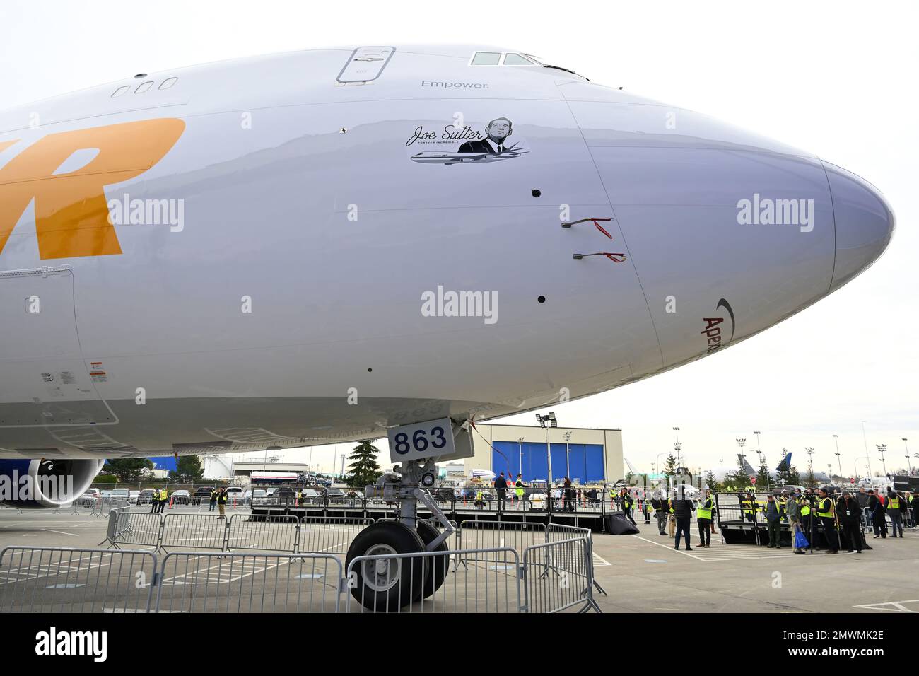 Illustration of Joe SUTTER, engineer of the 747, on the 747-8F ...