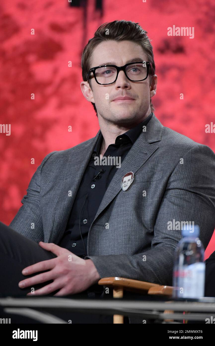 Robert Buckley attends the "iZombie" panel at The CW portion of the ...