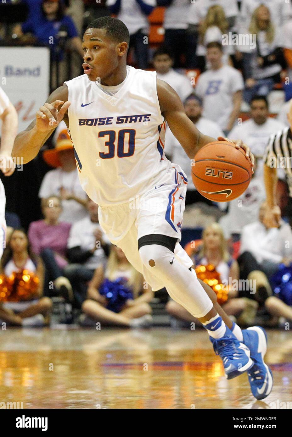 Boise State's Paris Austin (30) moves the ball during the second half ...