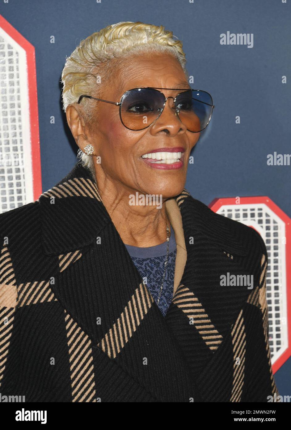 LOS ANGELES, CALIFORNIA - JANUARY 31: Dionne Warwick attends the Los ...