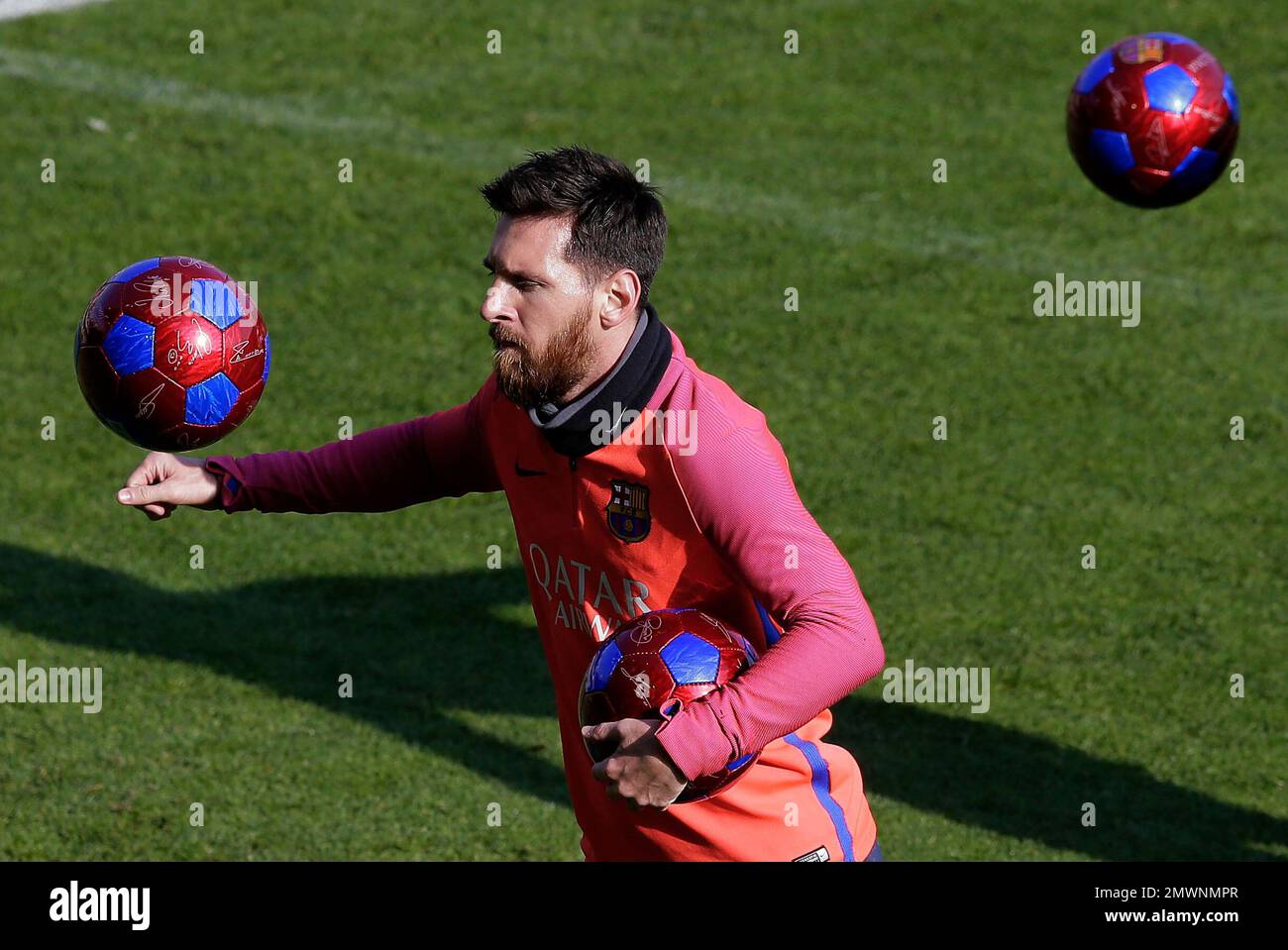 FC Barcelona's Lionel Messi controls the ball during a training session ...