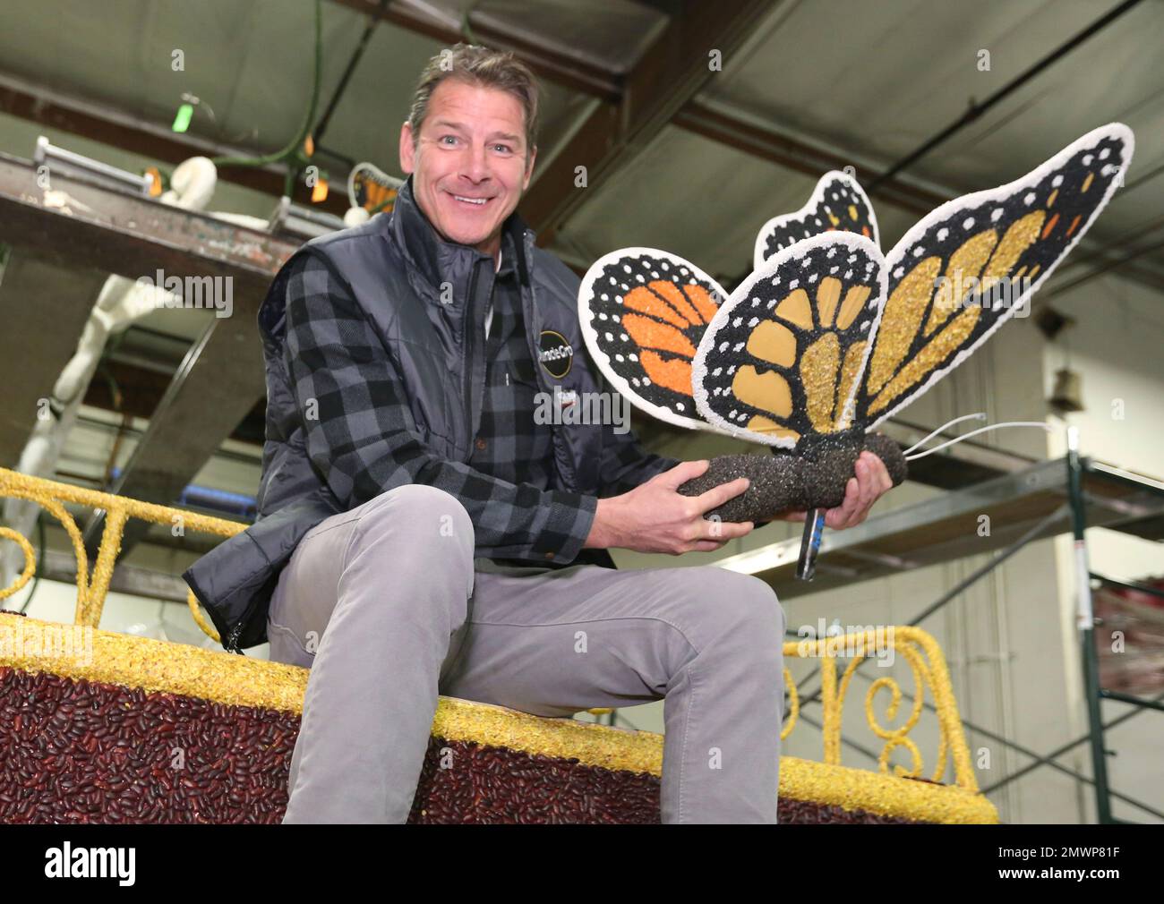 Miracle gro parade float hi-res stock photography and images - Alamy