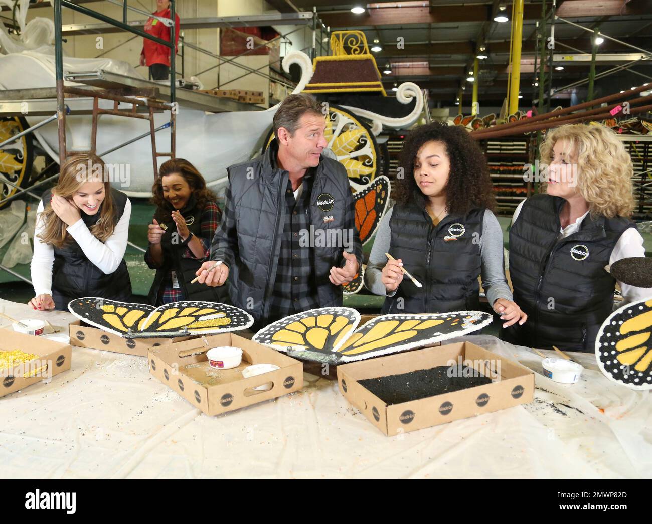 Ty Pennington, center, Mary McCluggage, from left, Aliya Coher, Madison ...