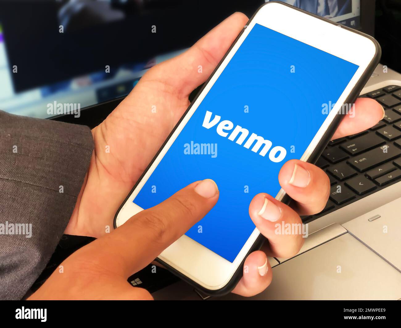 Venmo logo hi-res stock photography and images - Alamy