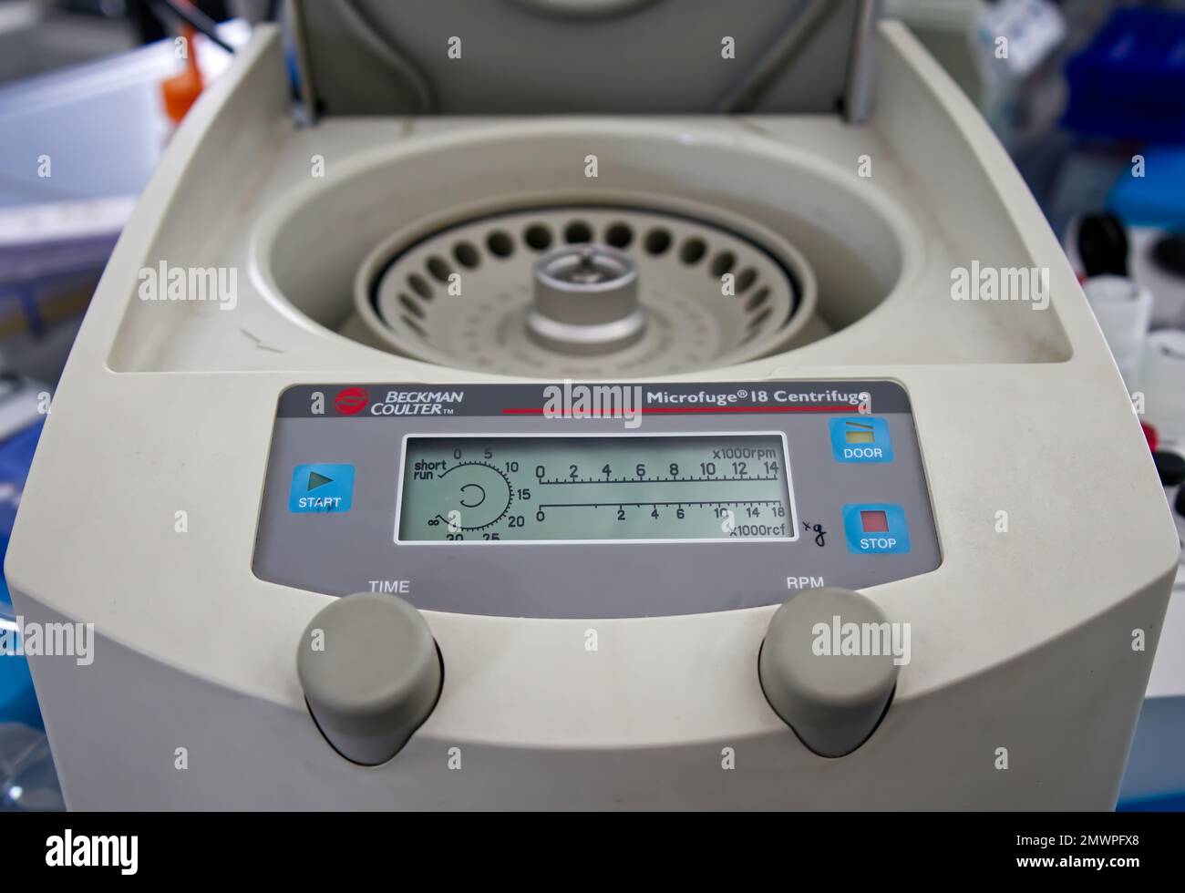 Beckman Coulter Microfuge 18 Centrifuge for Laboratory Stock Photo - Alamy