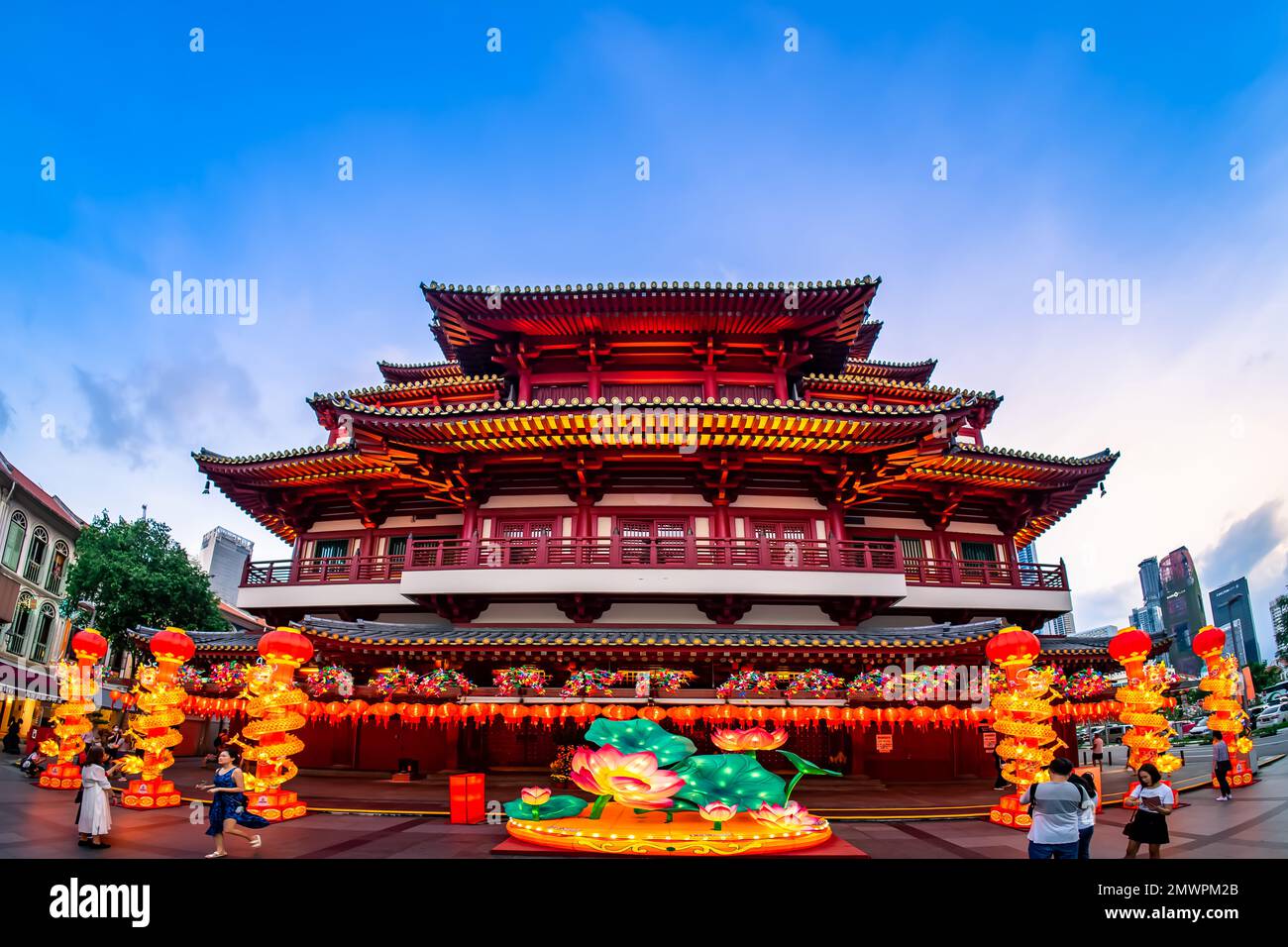 The Buddha Tooth Relic Temple and Museum is a Buddhist temple and ...