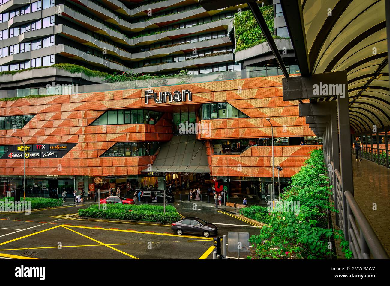 Funan mall singapore hi-res stock photography and images - Alamy