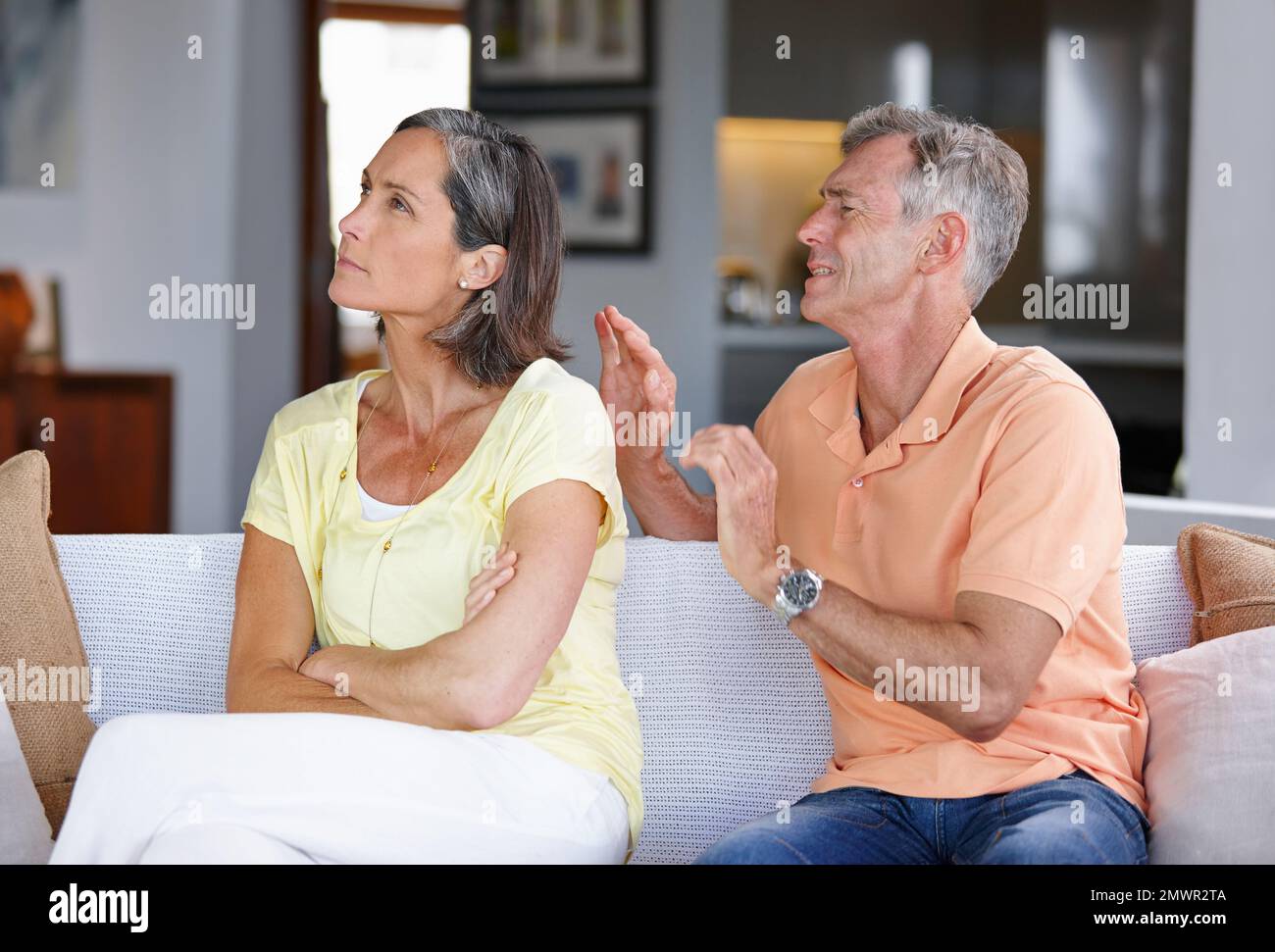 Man pleading to woman hi-res stock photography and images - Alamy