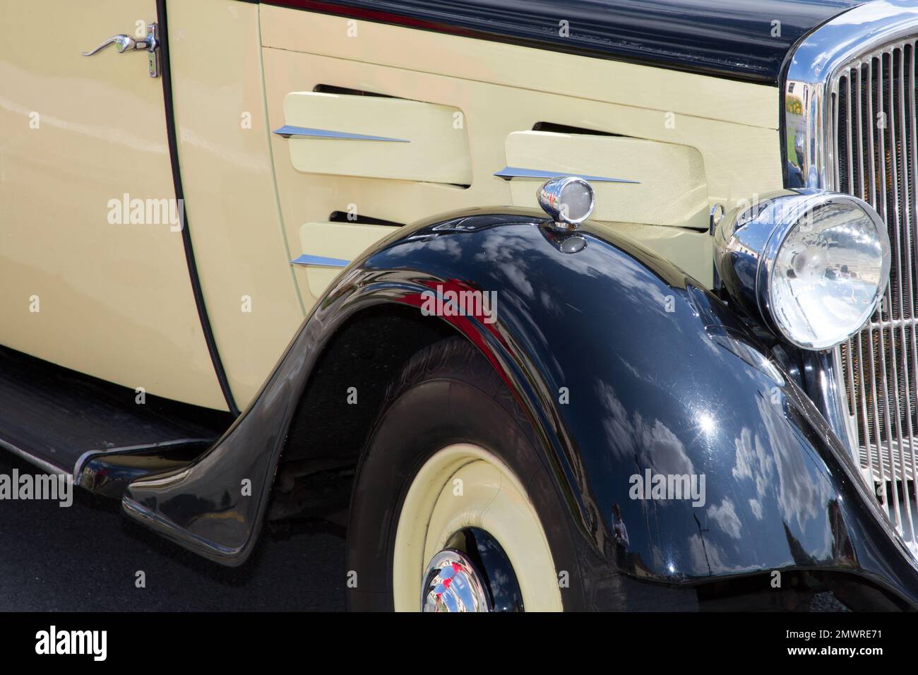 Front view of a classic ancient car from the forties Stock Photo - Alamy