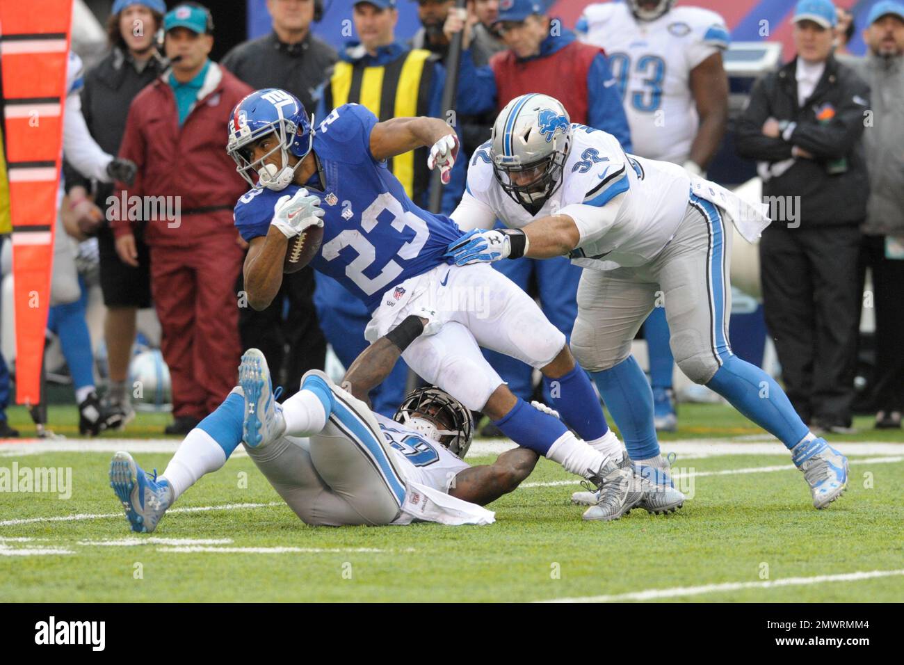Detroit Lions strong safety Tavon Wilson (32) tackles New York Giants ...