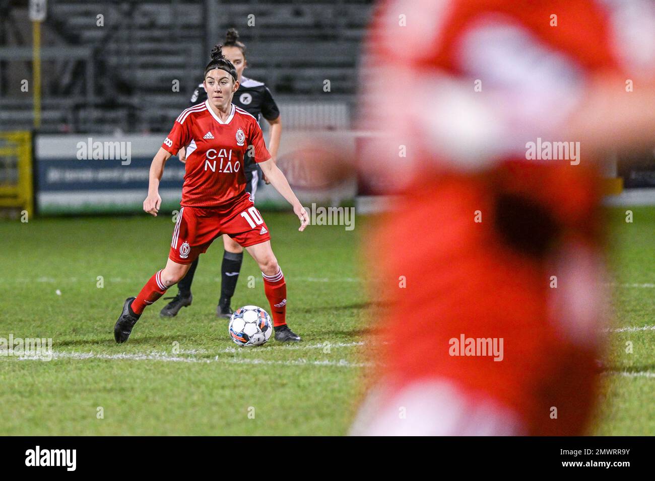 Aalst , 1 February 2023, Noemie Gelders (10) of Standard pictured ...