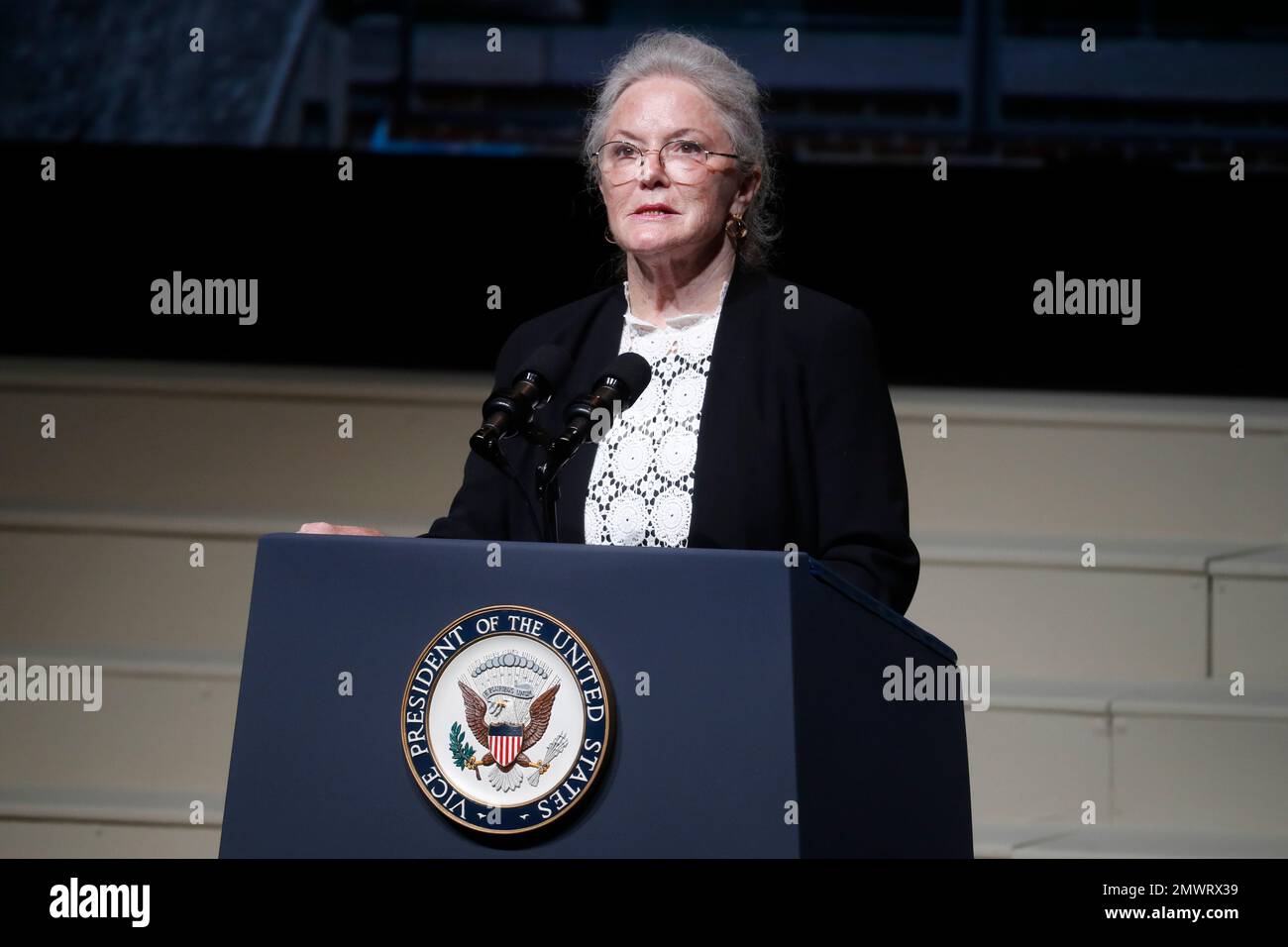 Carolyn Ann Glenn says goodbye to her father, John Glenn, as she ...