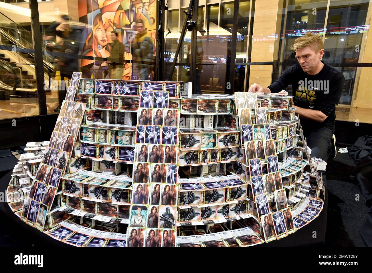 IMAGE DISTRIBUTED FOR KONAMI - World Record Cardstacker Bryan Berg and ...