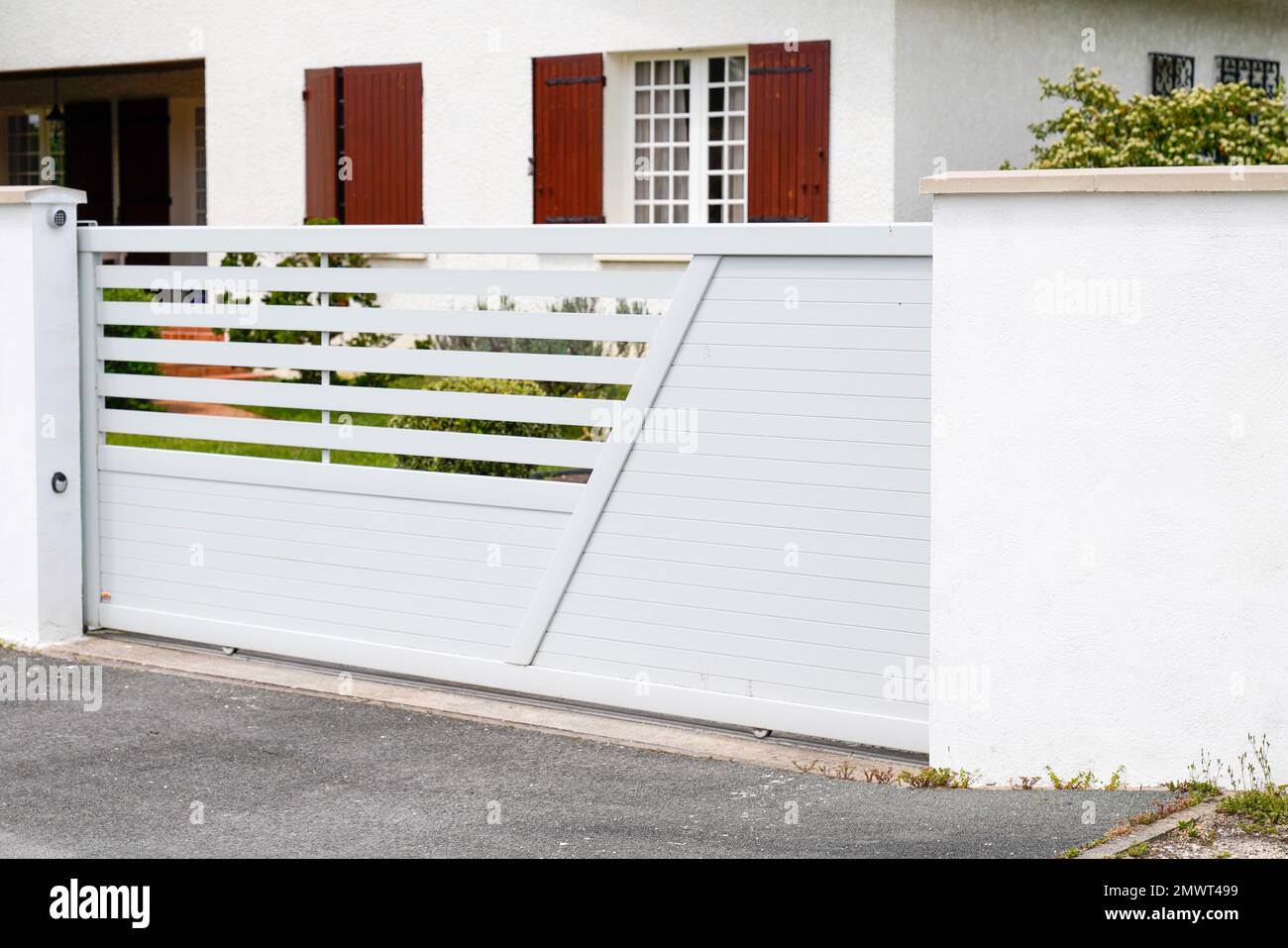 white door aluminum modern sliding gate home portal of suburb city ...