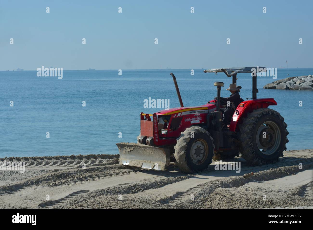 tractor, agriculture, farm, red, machine, agricultural, machinery ...