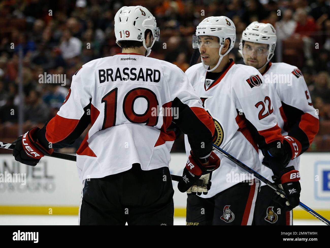 Ottawa Senators center Derick Brassard (19) talks with center Chris ...