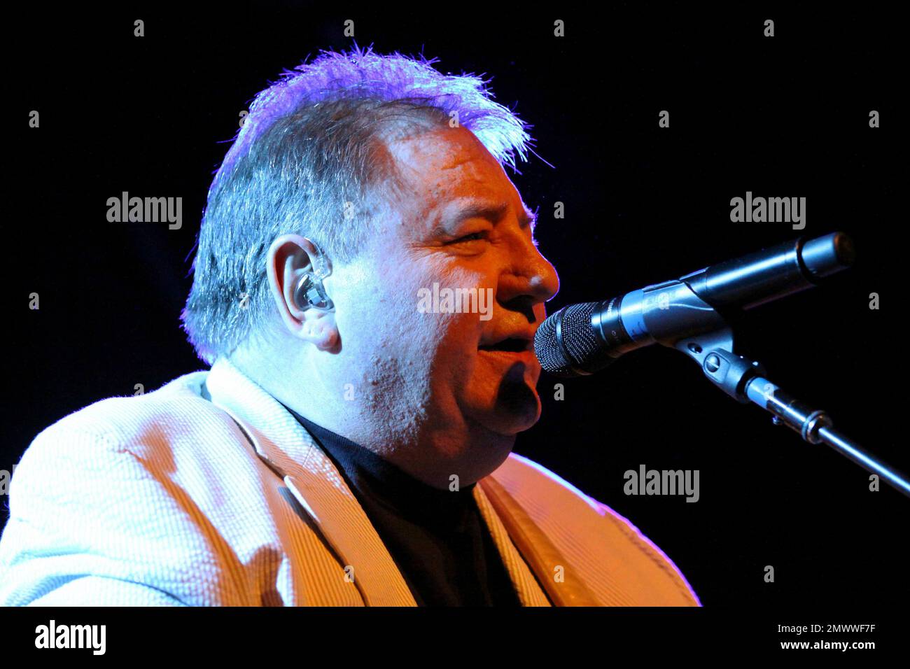 Greg Lake, singer, songwriter, bassist for legendary British rock bands ...