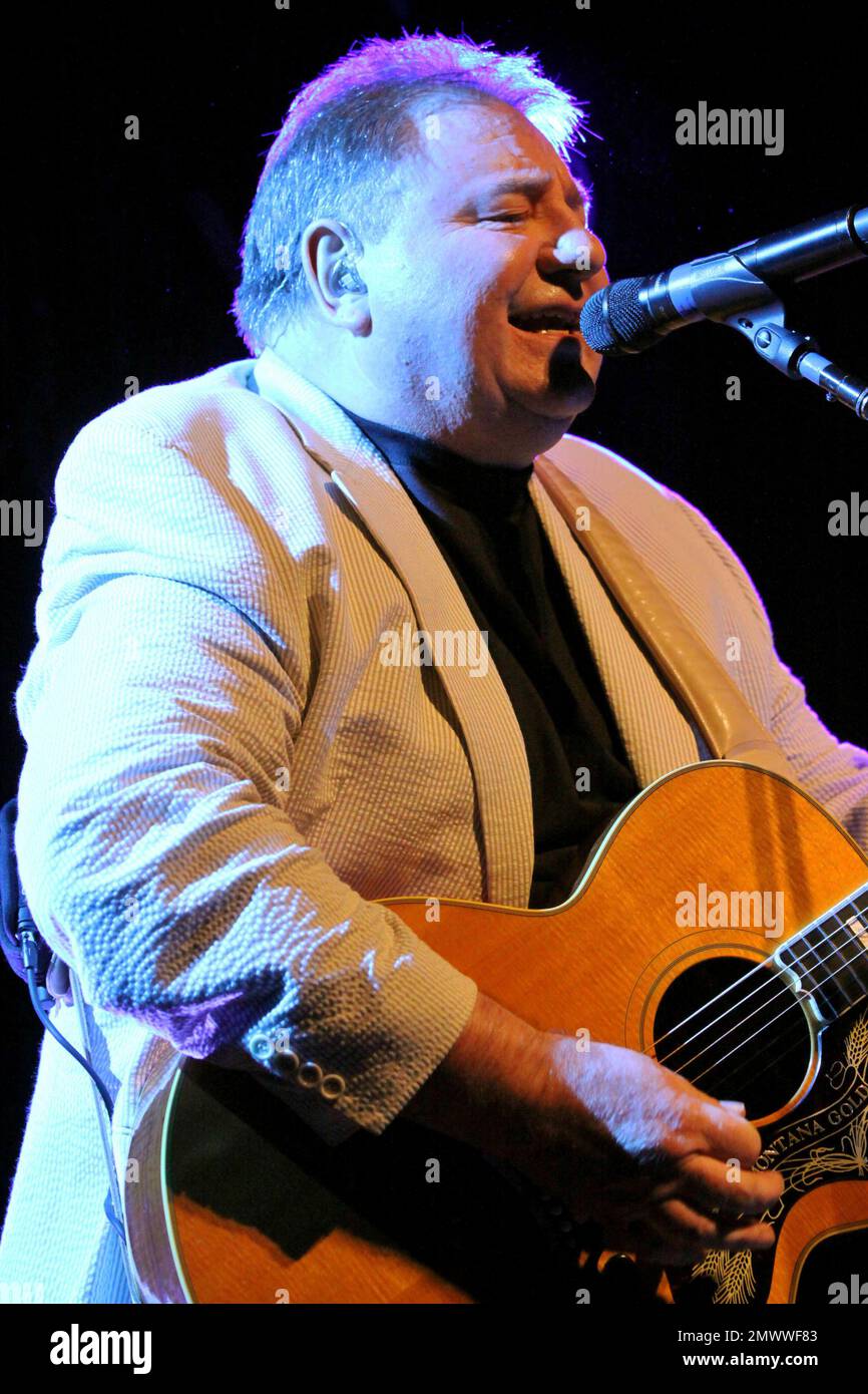 Greg Lake, singer, songwriter, bassist for legendary British rock bands ...