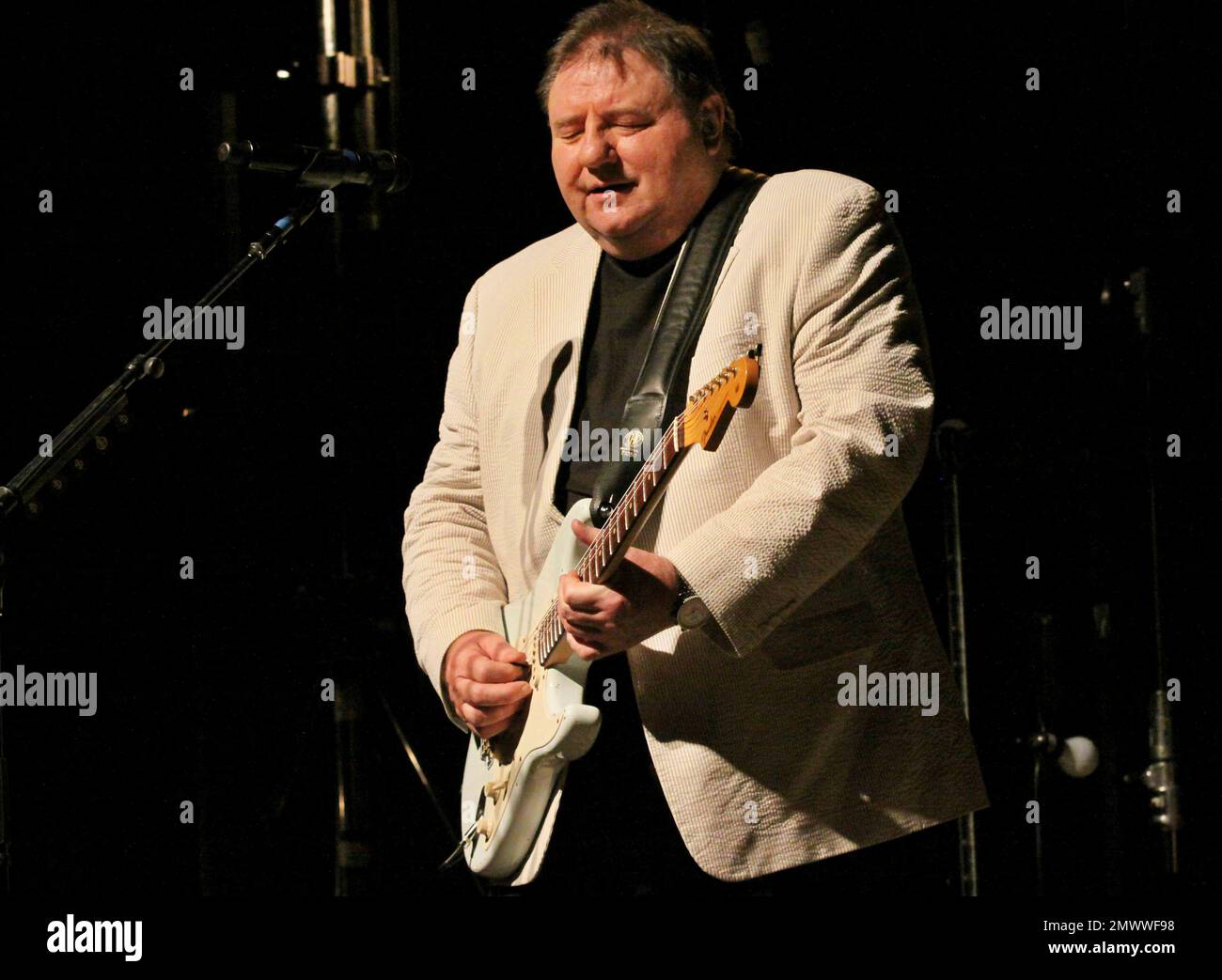 Greg Lake, singer, songwriter, bassist for legendary British rock bands ...