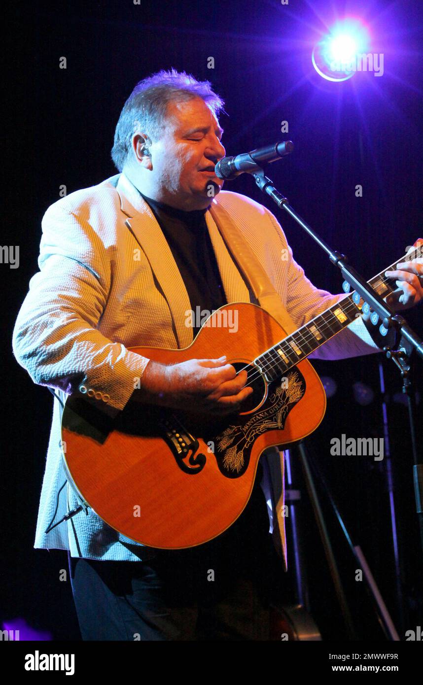 Greg Lake, singer, songwriter, bassist for legendary British rock bands ...