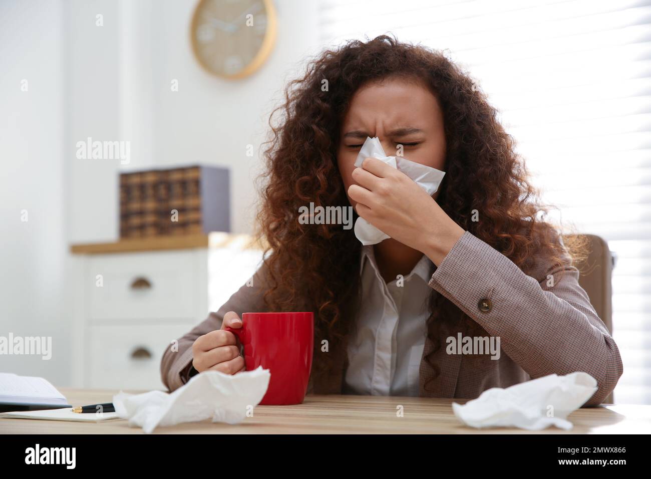 Sick african american woman hi-res stock photography and images - Alamy