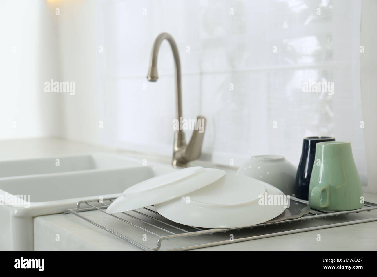 Drying rack clean dishes hi-res stock photography and images - Alamy