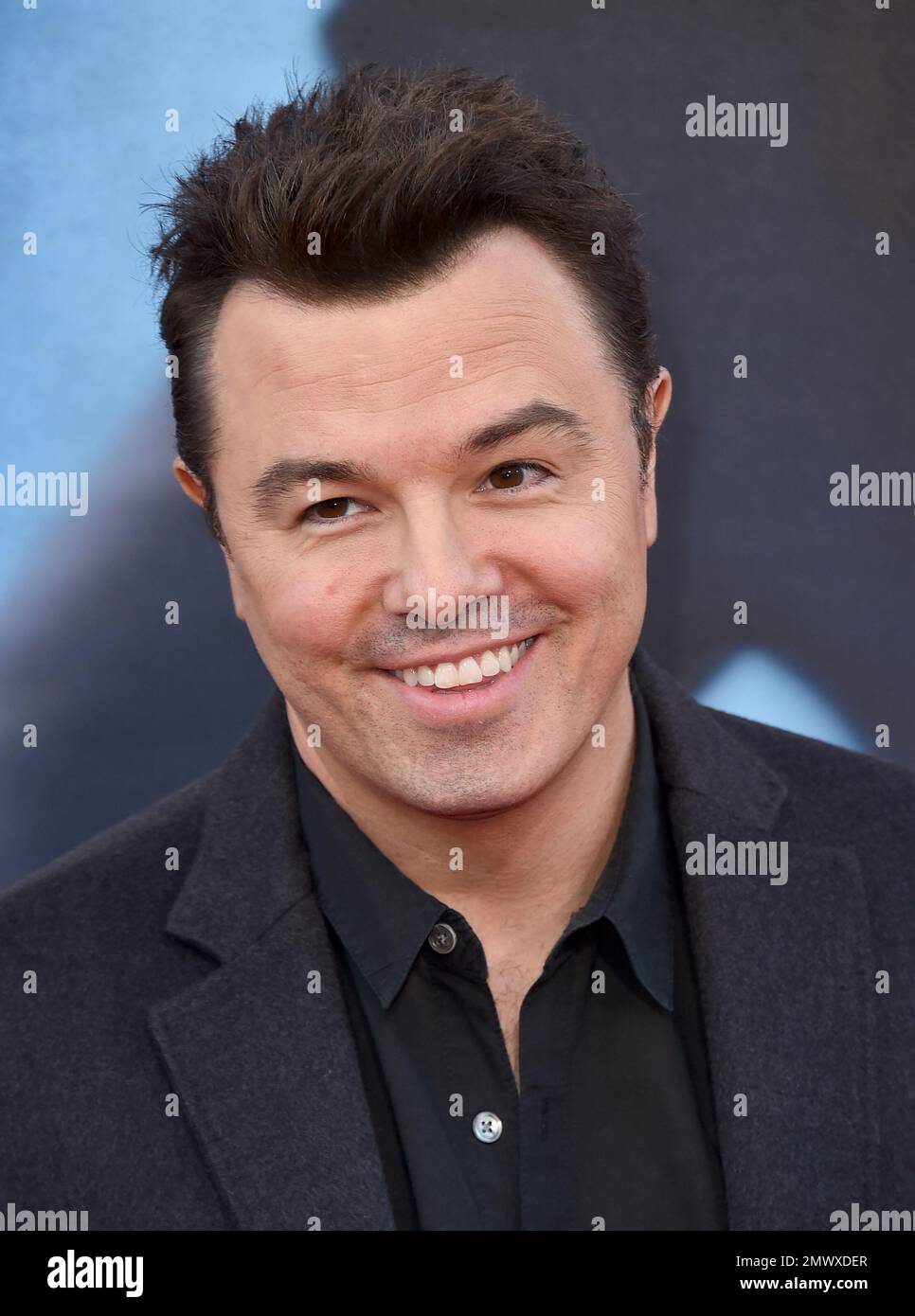 Seth MacFarlane arrives at the world premiere of "Sing" at the ...