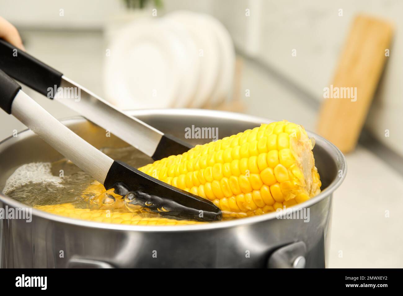 Hot corn from pot hi-res stock photography and images - Alamy