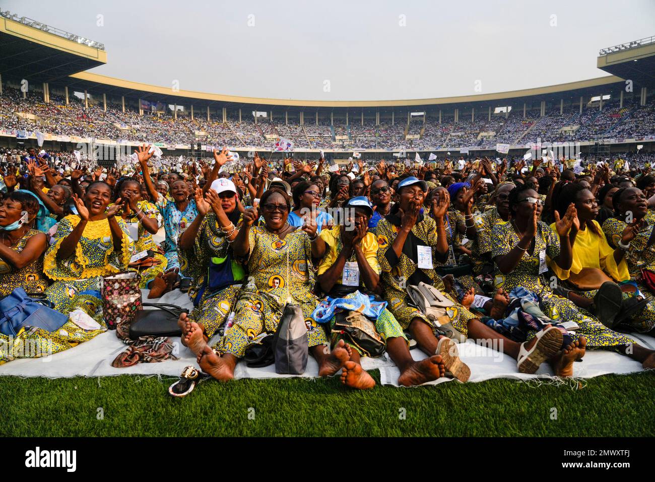 Faithful crowd the Martyrs' Stadium in Kinshasa, Democratic Republic of ...