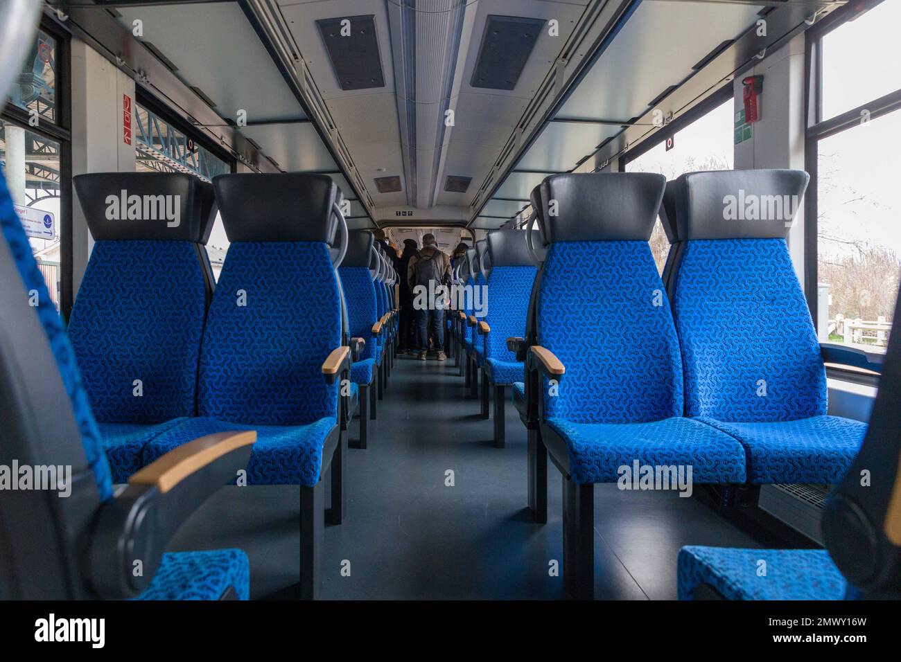First circulation in France of Alstom's Coralia iLint hydrogen train on ...
