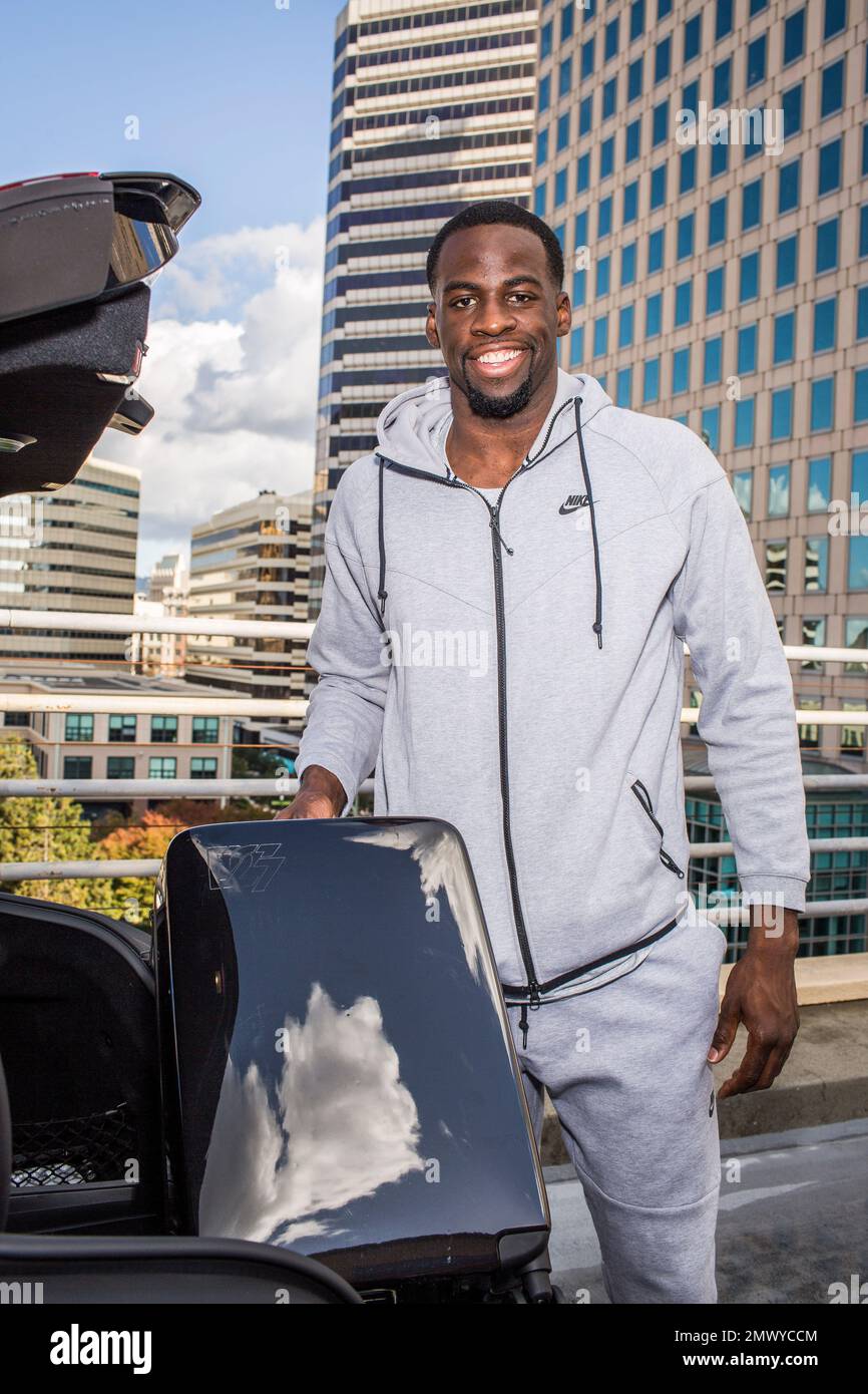 IMAGE DISTRIBUTED FOR RADEN - Draymond Green rolling with Raden smart ...
