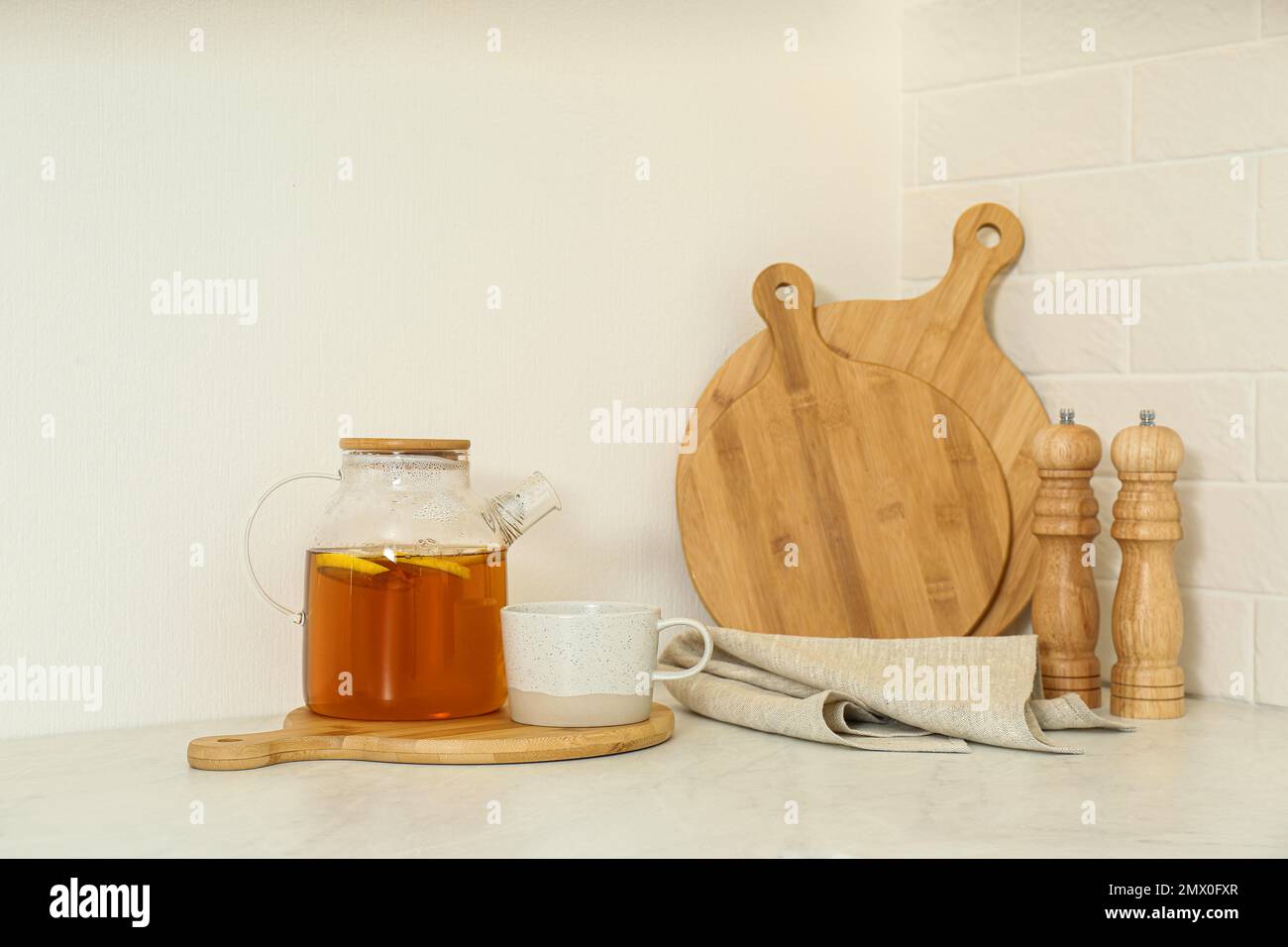 Luxury kitchen items hi-res stock photography and images - Alamy